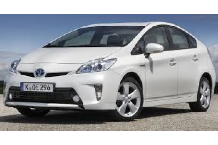 Toyota Prius Hybrid | Malikki.com